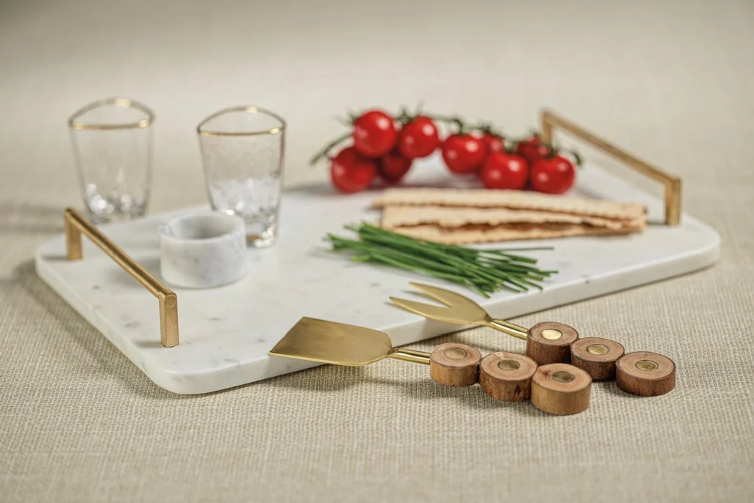 The Versatility of Marble Trays: Elevate Your Home Decor - Marble Wood ...